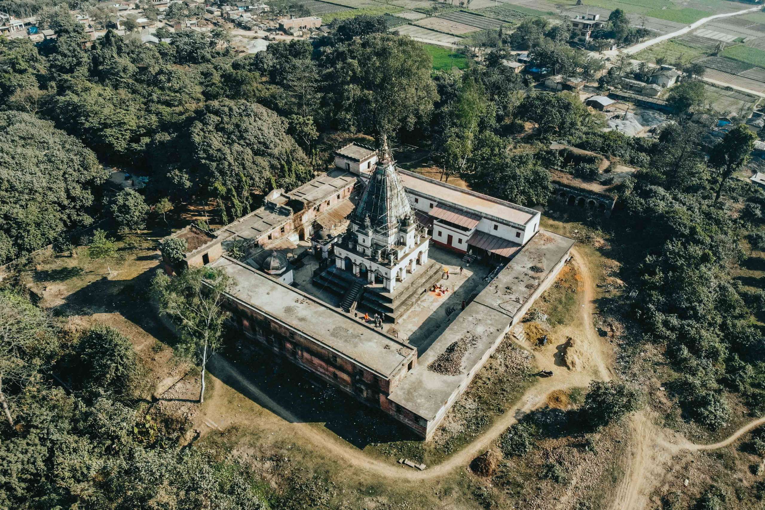 Historical Sites Close to Simraungadh- Robinson Crusoe Holidays